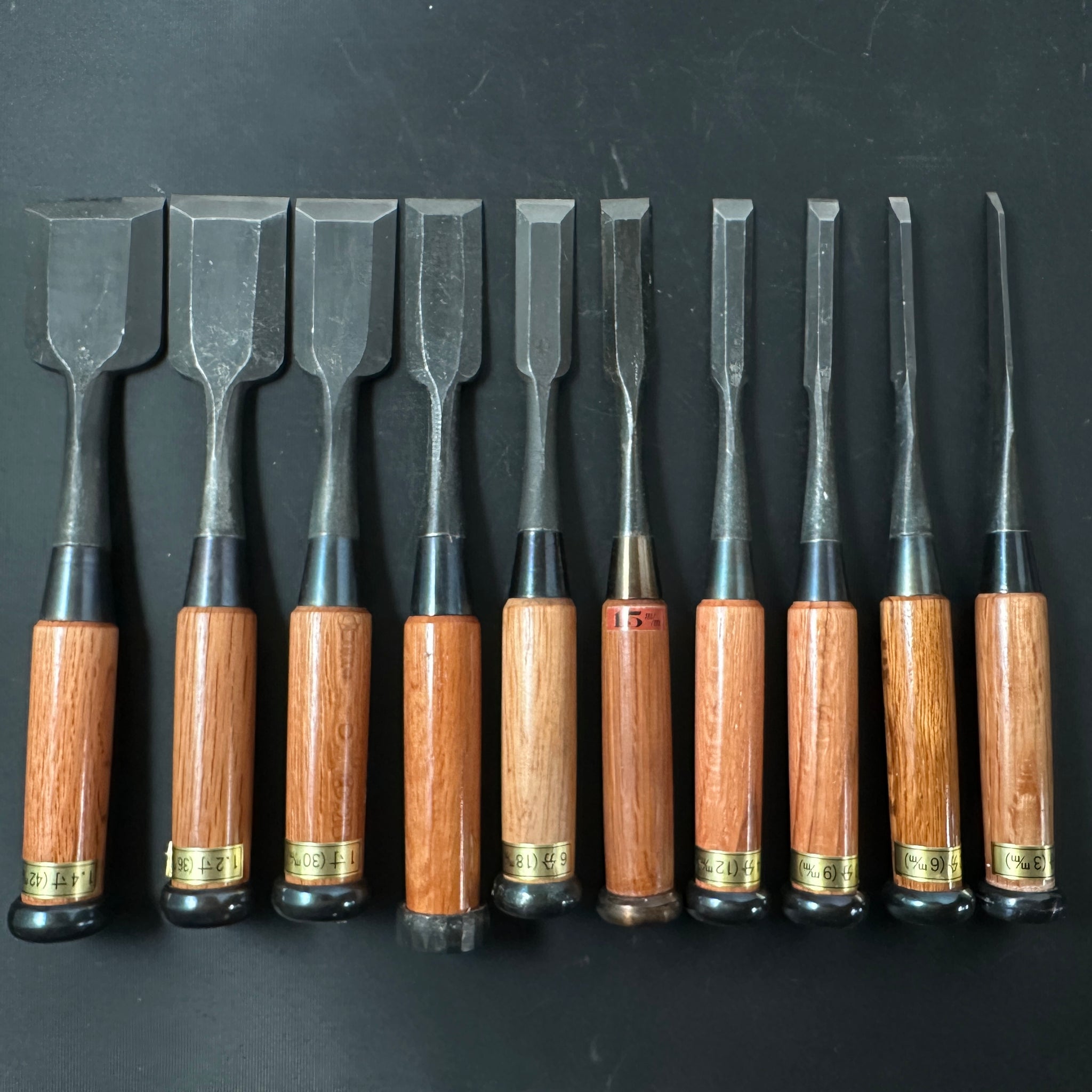 #M147 Mixed set for beginner Bench chisels set by unknown smith バラ鑿合わせ