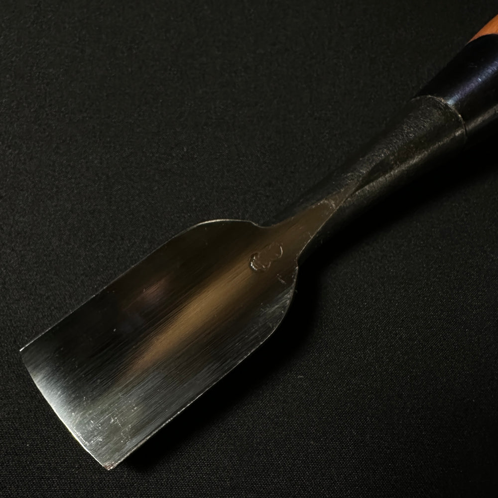 掘出し物 大吉 内丸叩鑿 21mm Daikichi Uchimaru Timber Chisels with Blue steel (Ro
